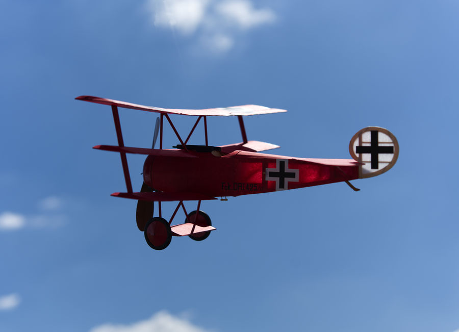 NEW! FOKKER DR.1 TRIPLANE