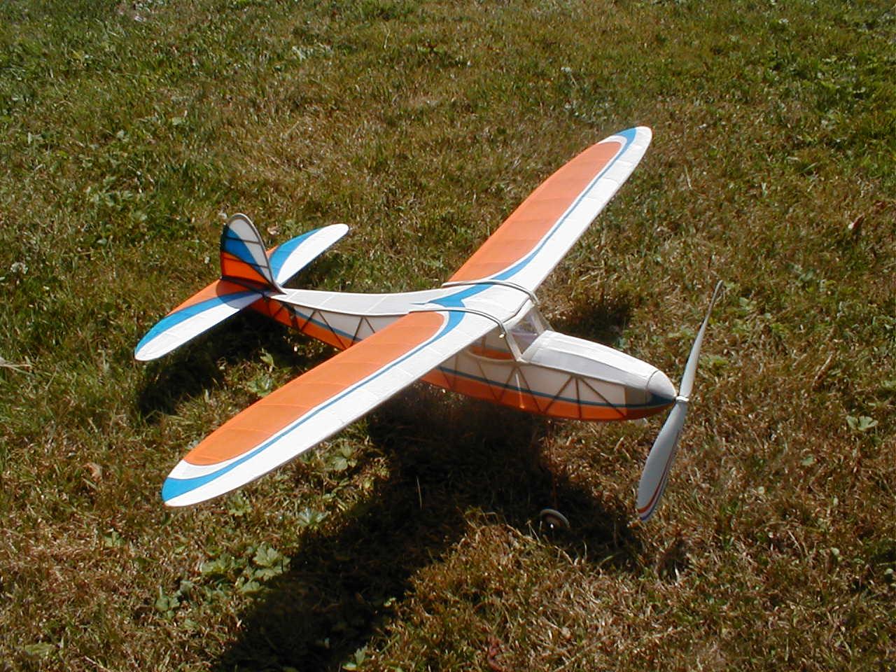 RUBBER POWERED
