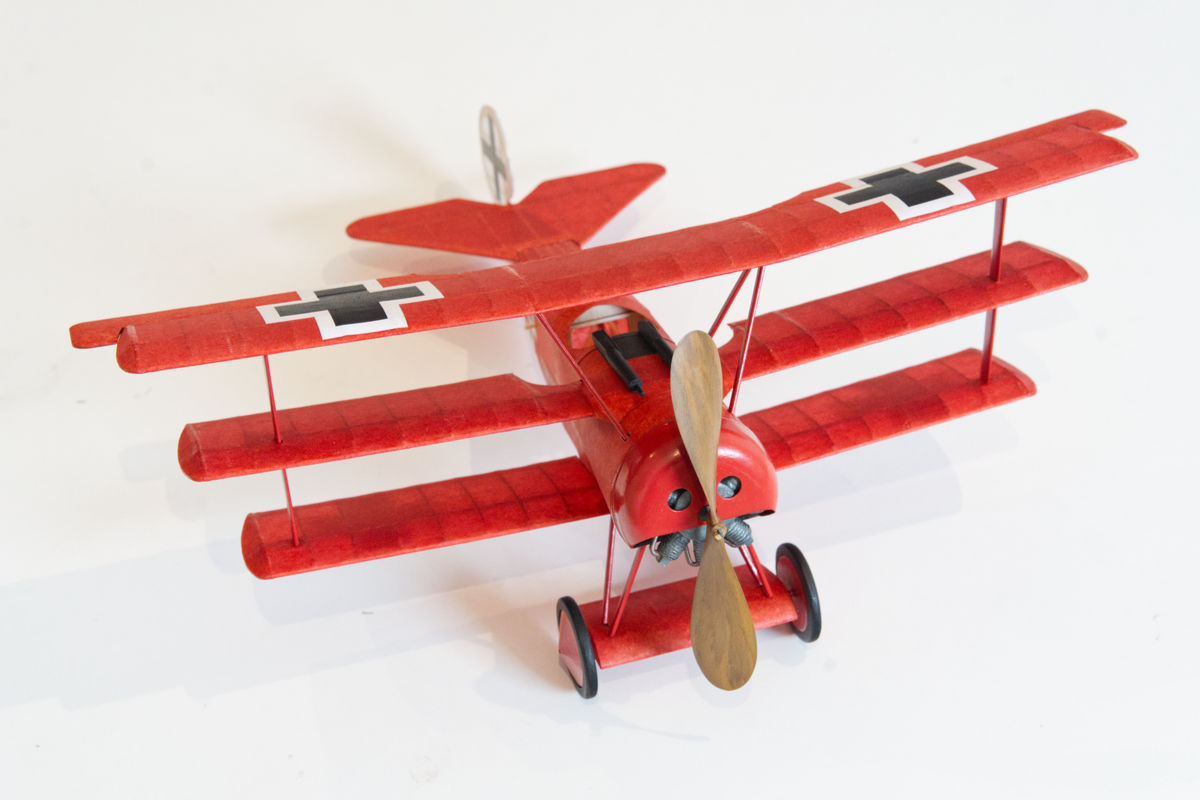Fokker Dr.I "Red Baron" Triplane | 16" Balsa Kit