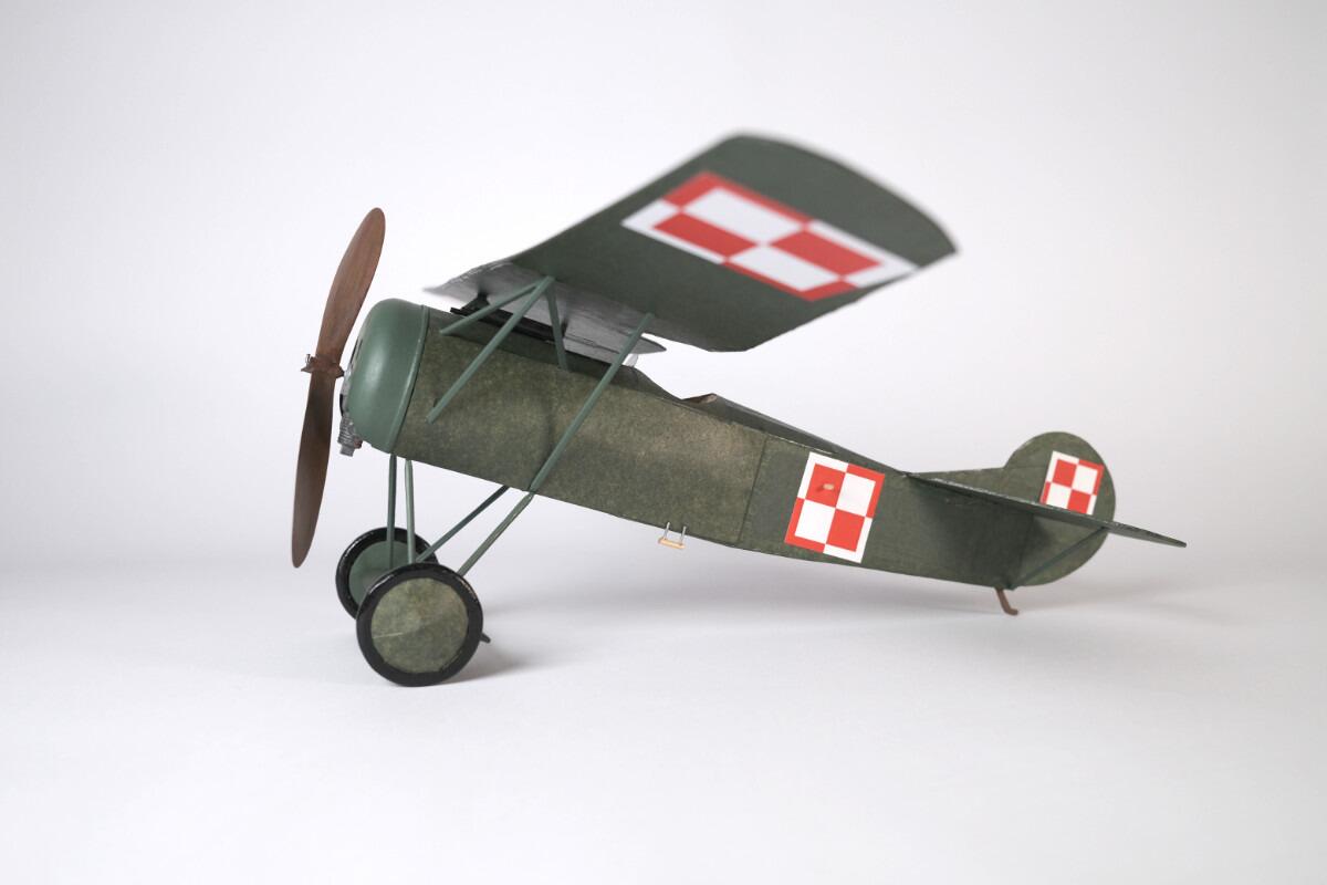 Fokker E.V / DVIII - 18" Wingspan Balsa Kit