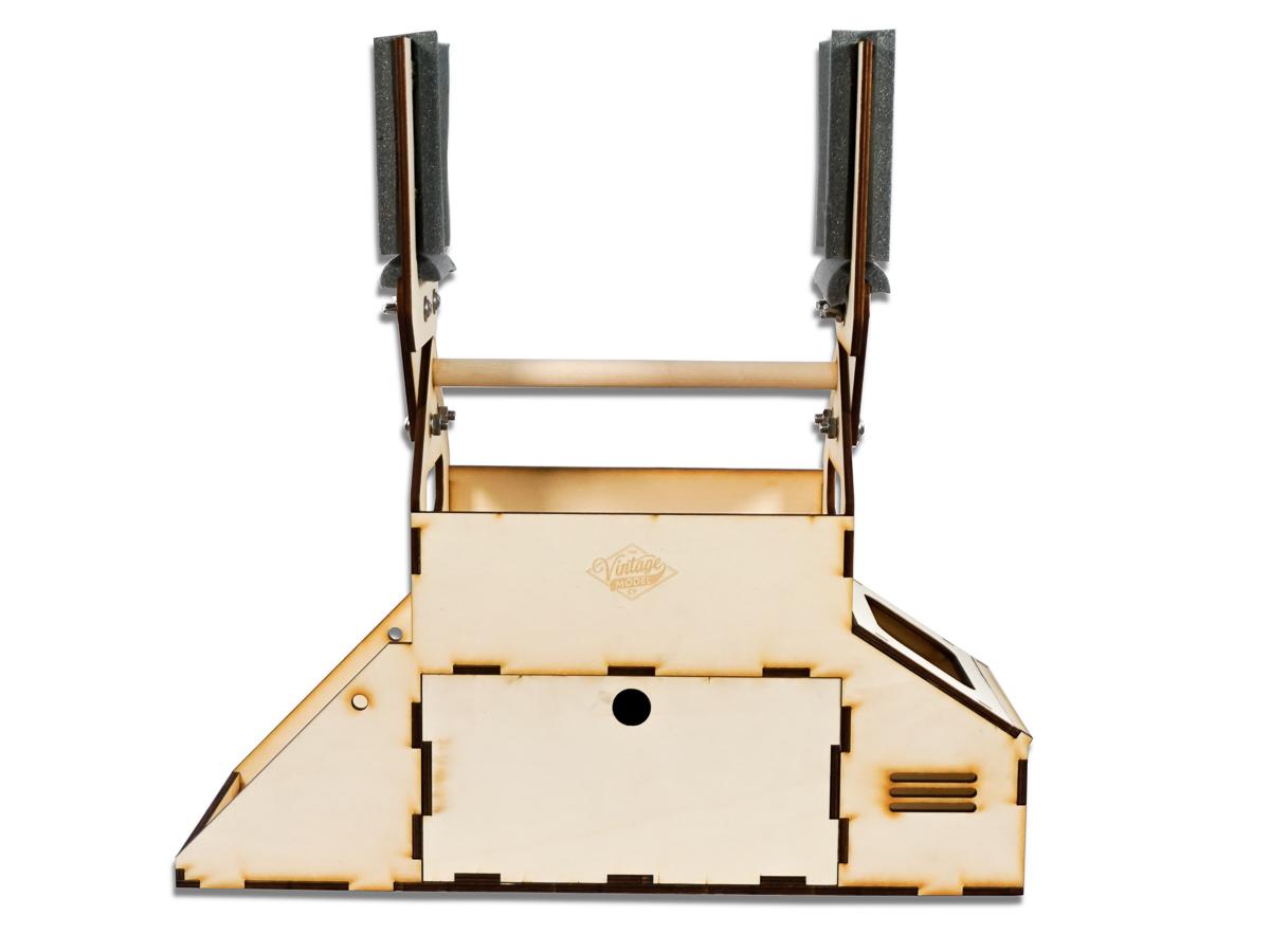 Jumbo Field Box - A Mobile Workshop for the Flying Field