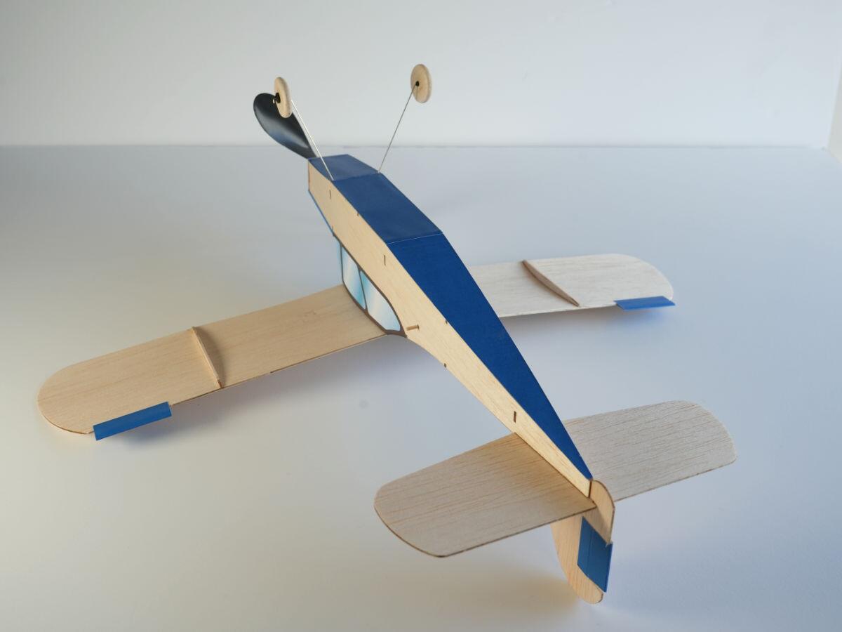 SIMPLE FREE FLIGHT MODELS