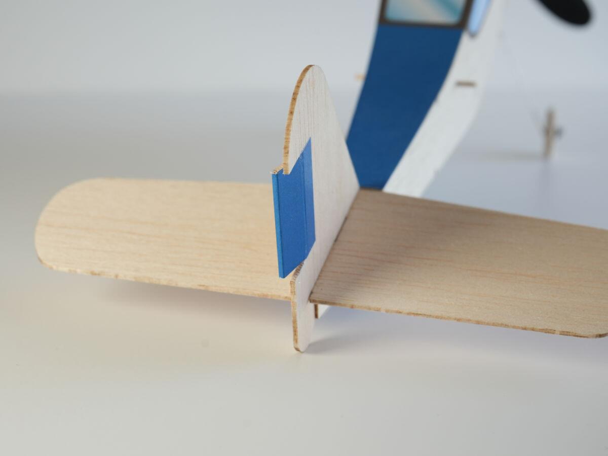 SIMPLE FREE FLIGHT MODELS