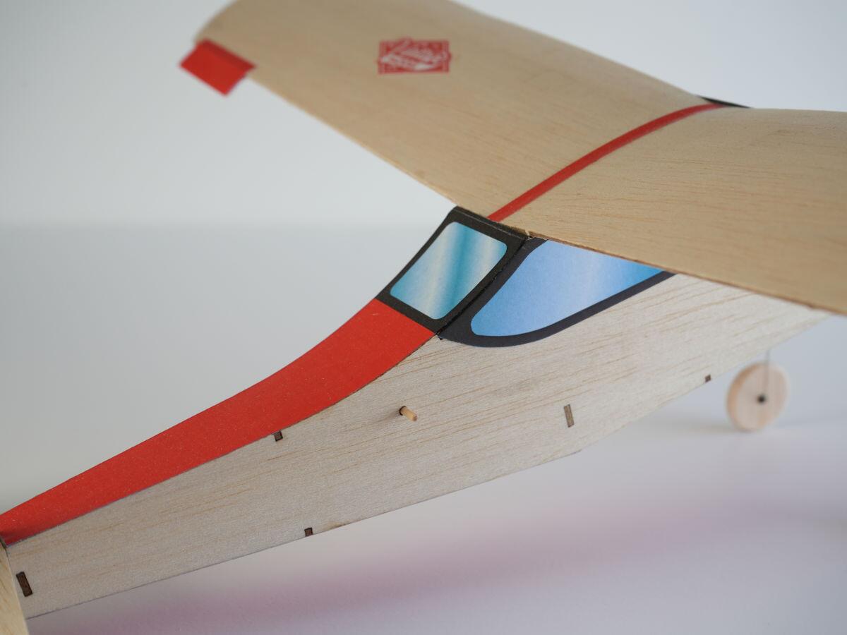 SIMPLE FREE FLIGHT MODELS