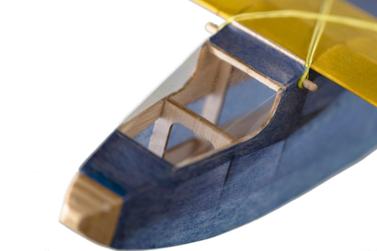 SIMPLE FREE FLIGHT MODELS