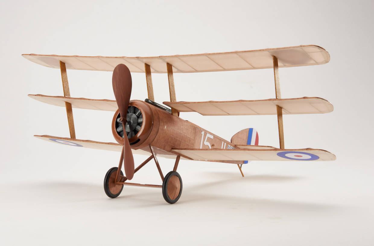 MAGNIFICENT FLYING MACHINES